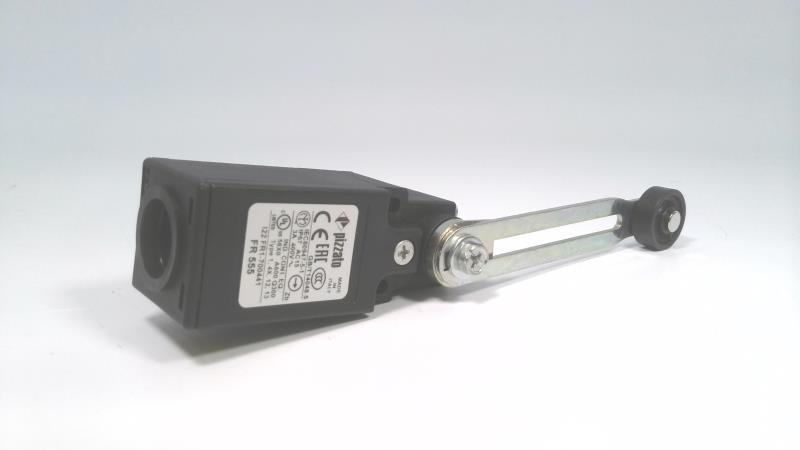 FR 555 Limit Switch by PIZZATO