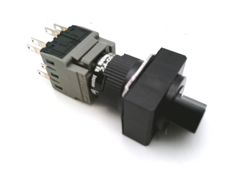 AH165-P2B22 Pushbutton by FUJI ELECTRIC