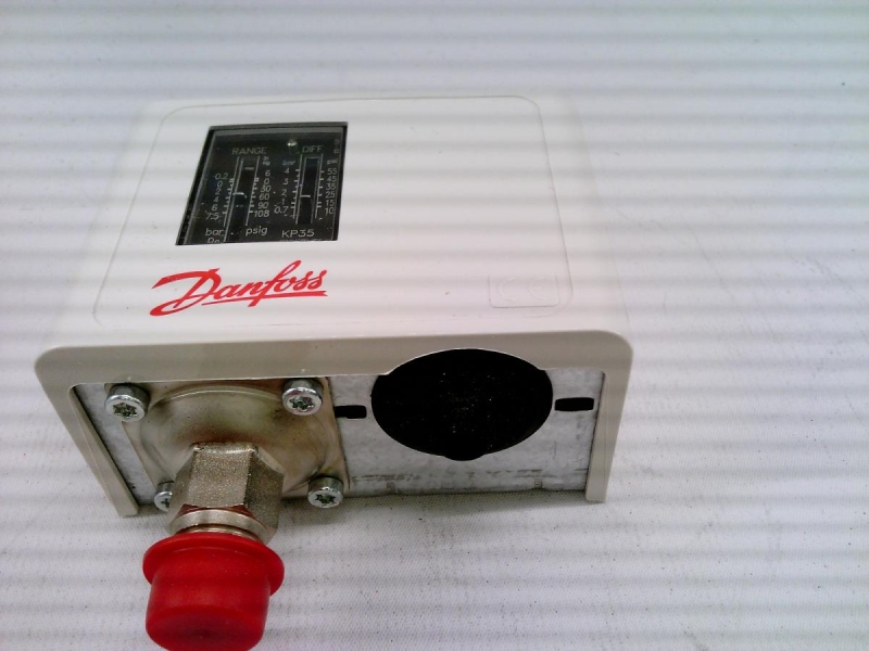 060-113366 Pressure Switch by DANFOSS