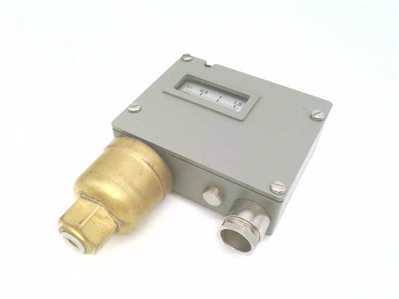 940.2373.901 Pressure Sensor/Transducer by TRAFAG