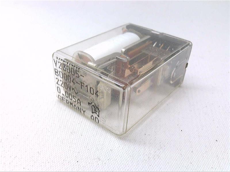 V23005-B0004-F104 Relay/Socket by SIEMENS