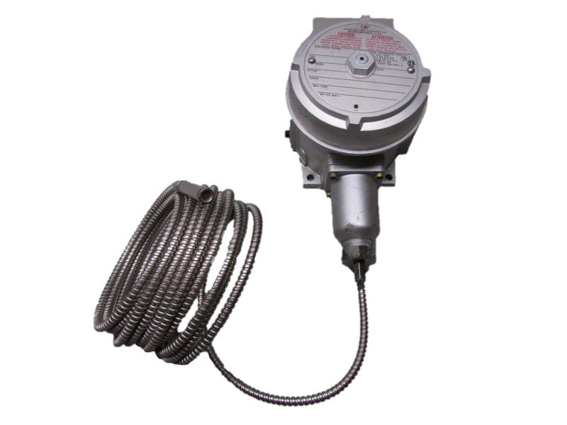 F120-7BS Temperature Switch by UNITED ELECTRIC