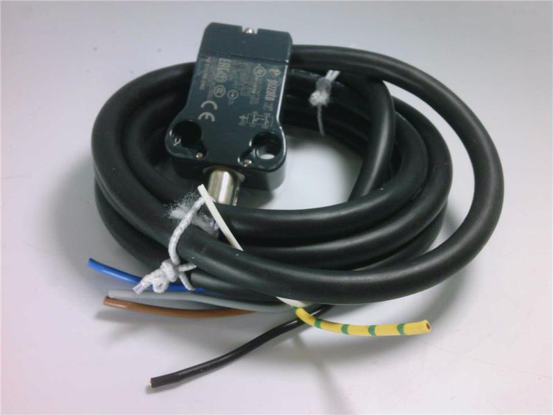 NB B110BB-DN2 Limit Switch by PIZZATO