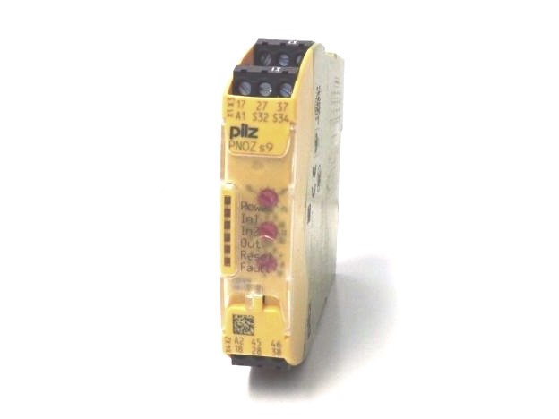 750109 Safety Relay by PILZ