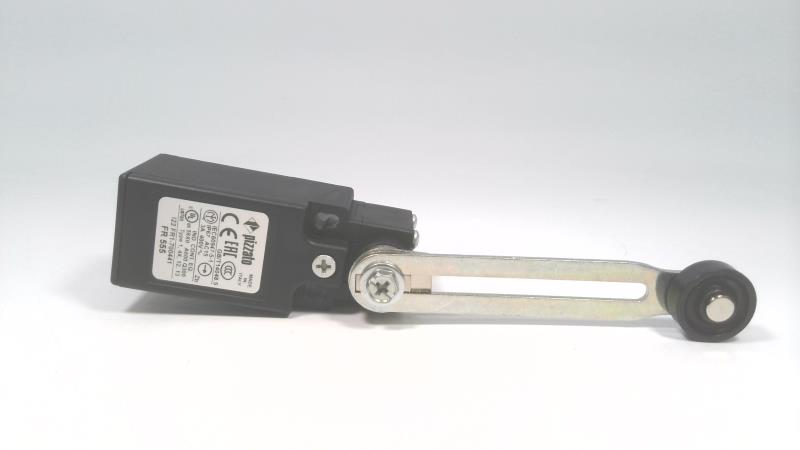 FR 555 Limit Switch by PIZZATO