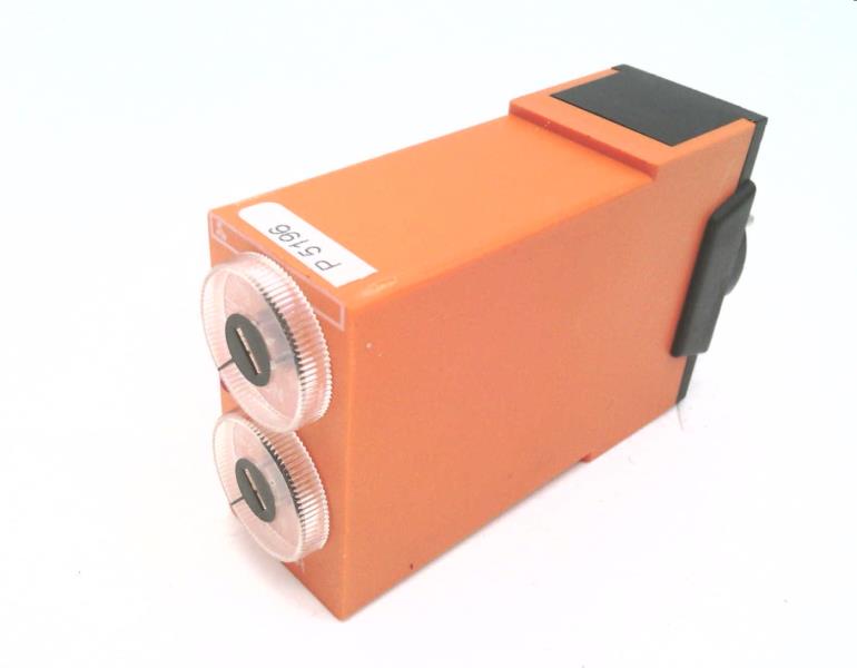 ODRI2U-110A Timer/Counter by CROUZET