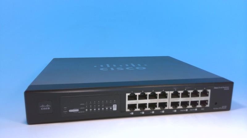 RV016 Networking Router by CISCO