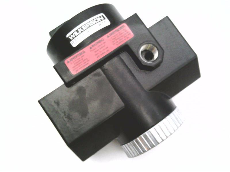 R31-08-R00 Pneumatic Regulator by WILKERSON PNEUMATIC