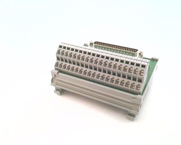 289-723 Interbus Module & Hub by WAGO