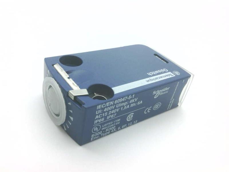 ZCMD21 Limit Switch by TELEMECANIQUE SENSORS