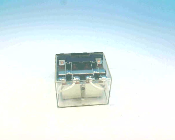 LY4 120AC Relay/Socket by OMRON
