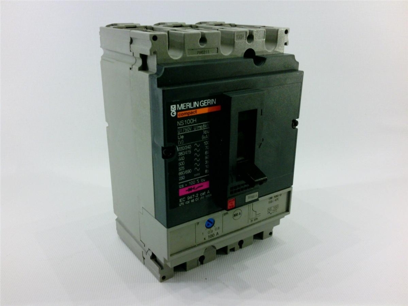 NS100H-TM100D Molded Case Circuit Breaker by MERLIN GERIN