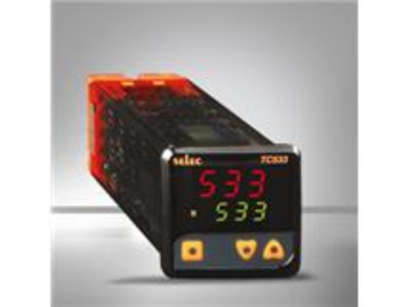 TC533AX-CU Multimeter by SELEC
