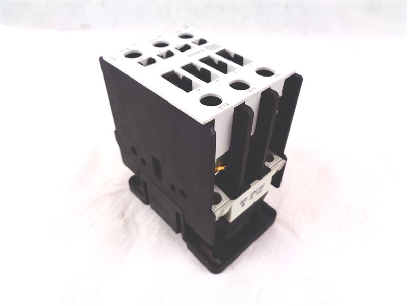 CWM32-00-30-C44 Contactor by WEG