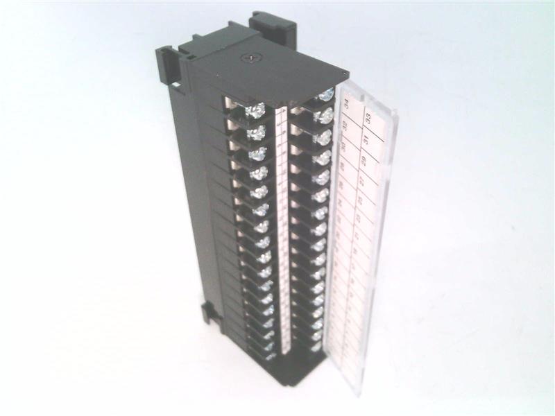 XC-T34B1 Terminal Blk/Strip Wiring Dev by KEYENCE CORP