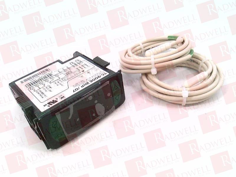 TC-900E-2HP Thermostat by RANCO