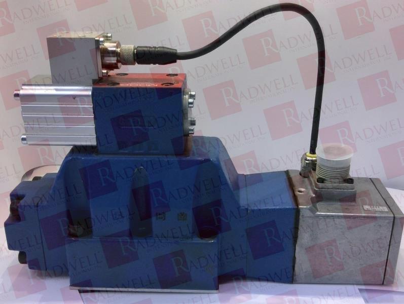 D633-7404 Hydraulic Valve by MOOG