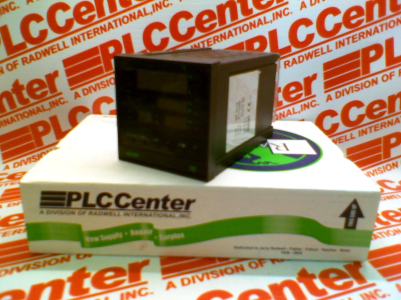 QF-3010 Temperature/Process Control by ASCON TECNOLOGIC