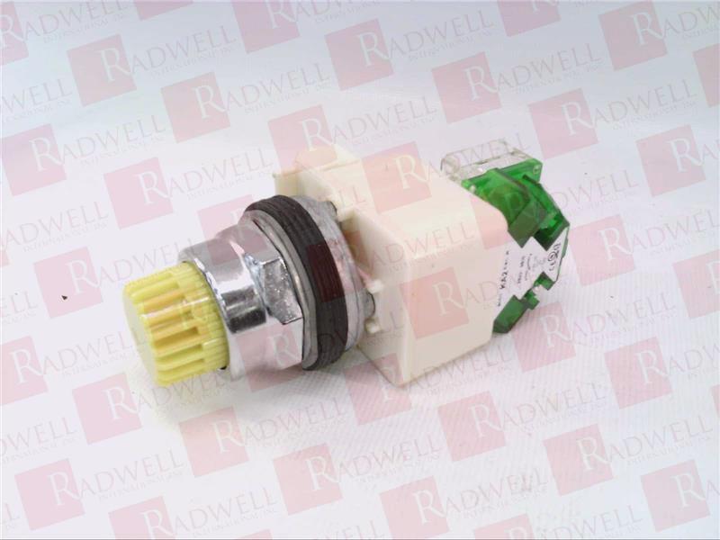9001K2L38YH5 Pushbutton by SCHNEIDER ELECTRIC