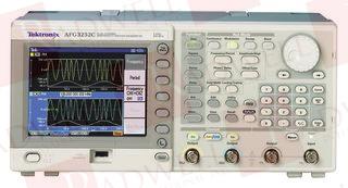 AFG3152CGSA Signal/Function/Puls Generator by TEKTRONIX