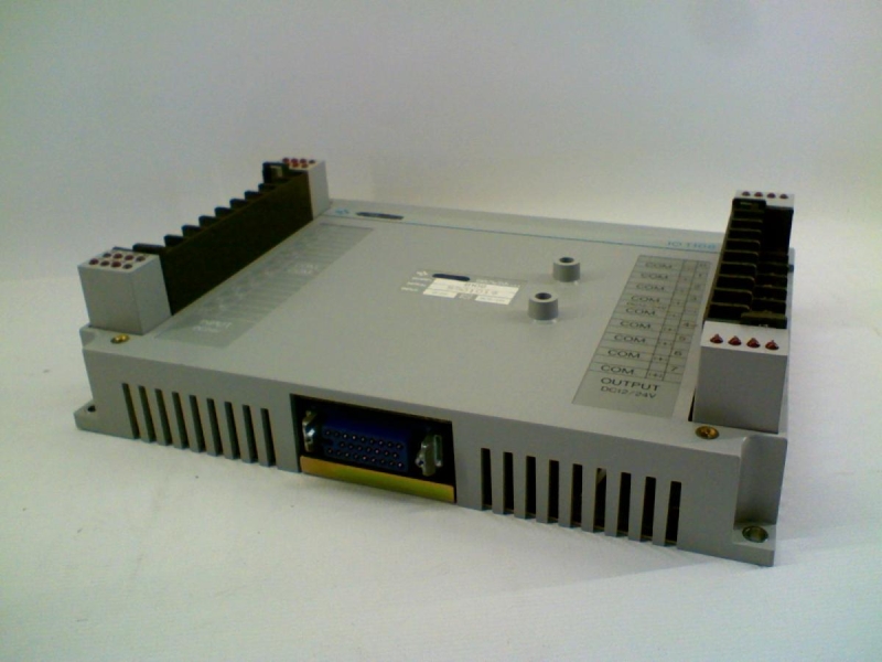 B108 VDC Logic I/O Module by SCHNEIDER ELECTRIC