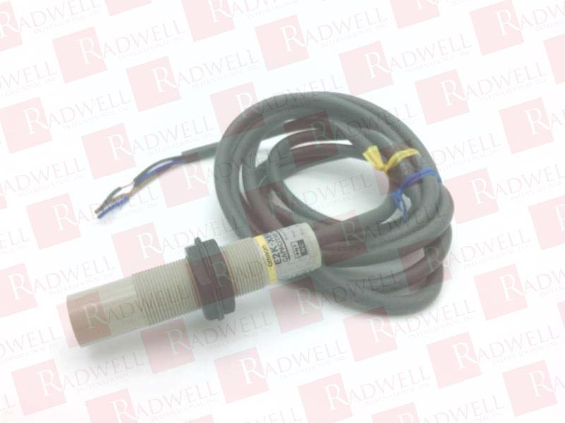 E2K-X8MF2 Proximity Switch by OMRON
